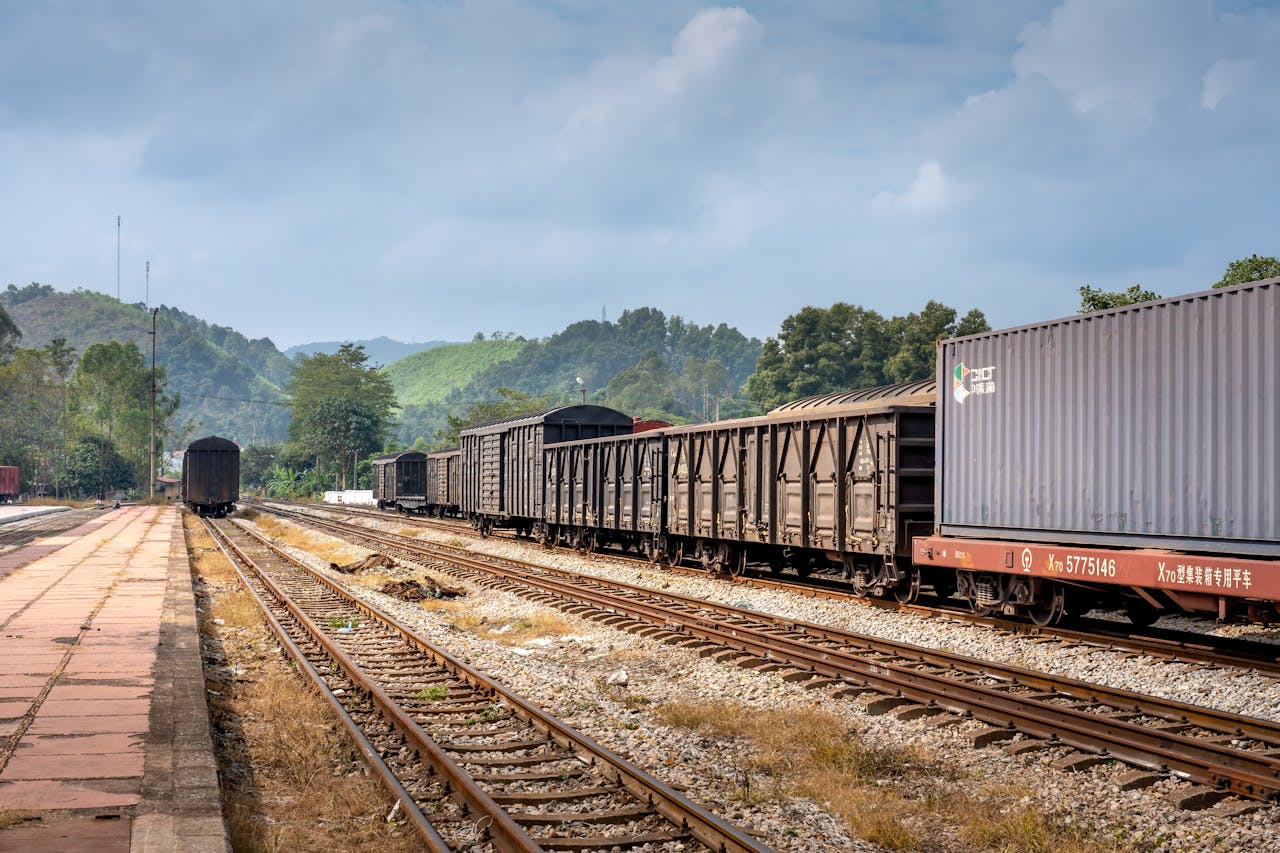 Cross Border Freight Explained: What You Need to Know